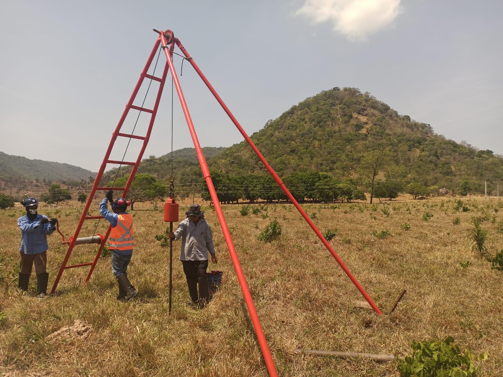 Sondagem SPT - Laboratório de solos - Topografia em geral.